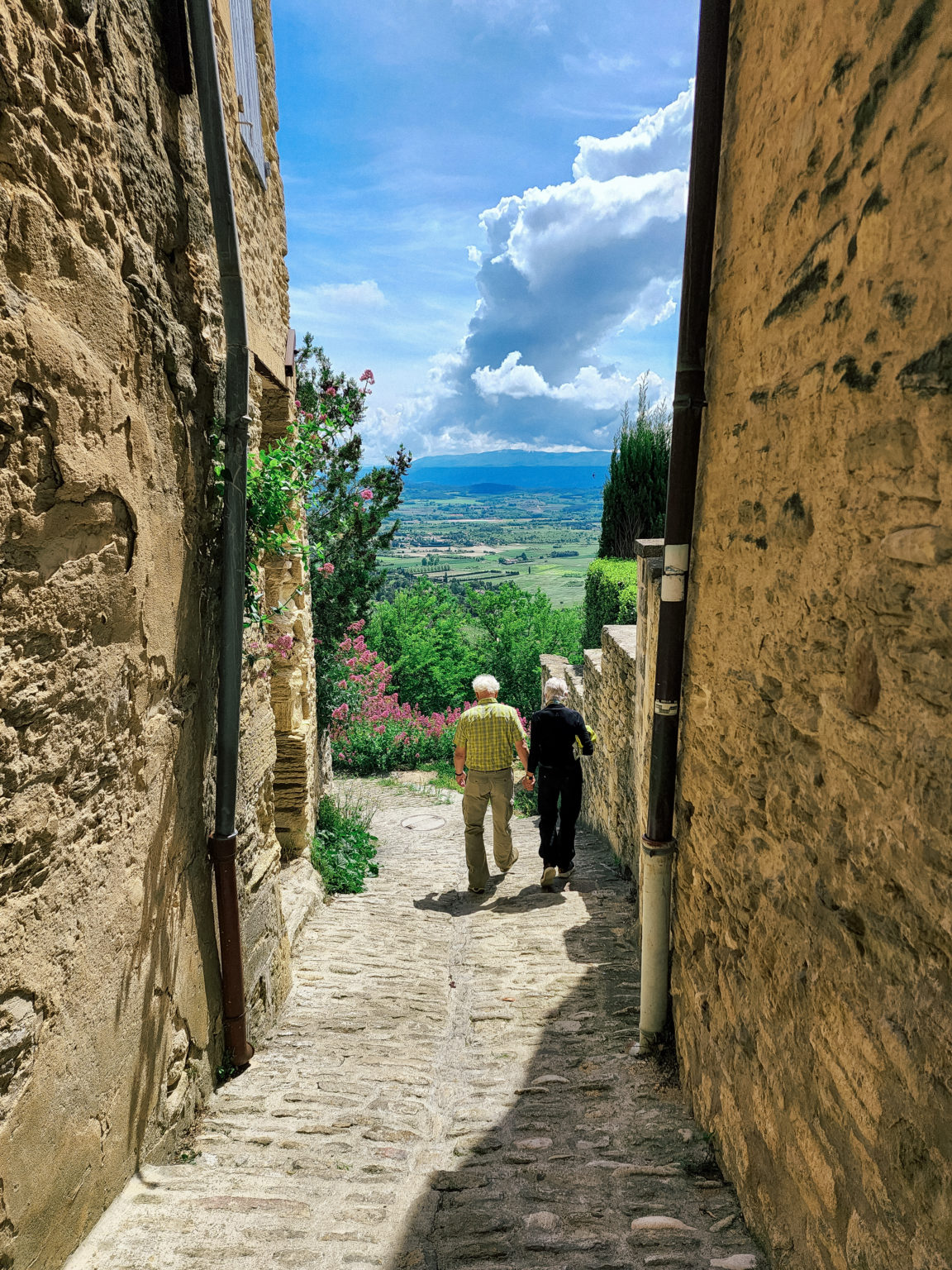 Gordes you have our heart! - 2 Cups of Travel
