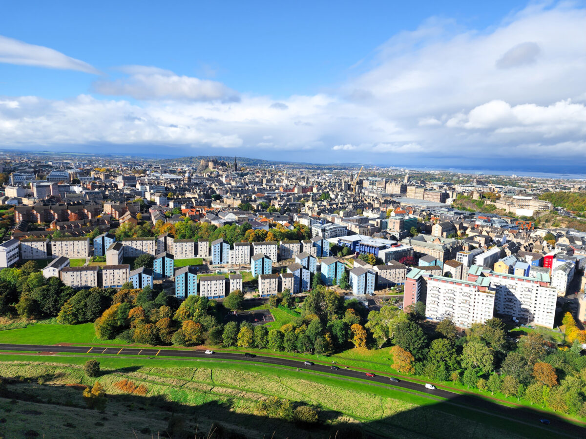 The beautiful Holyrood Park - Edinburgh - 2 Cups of Travel