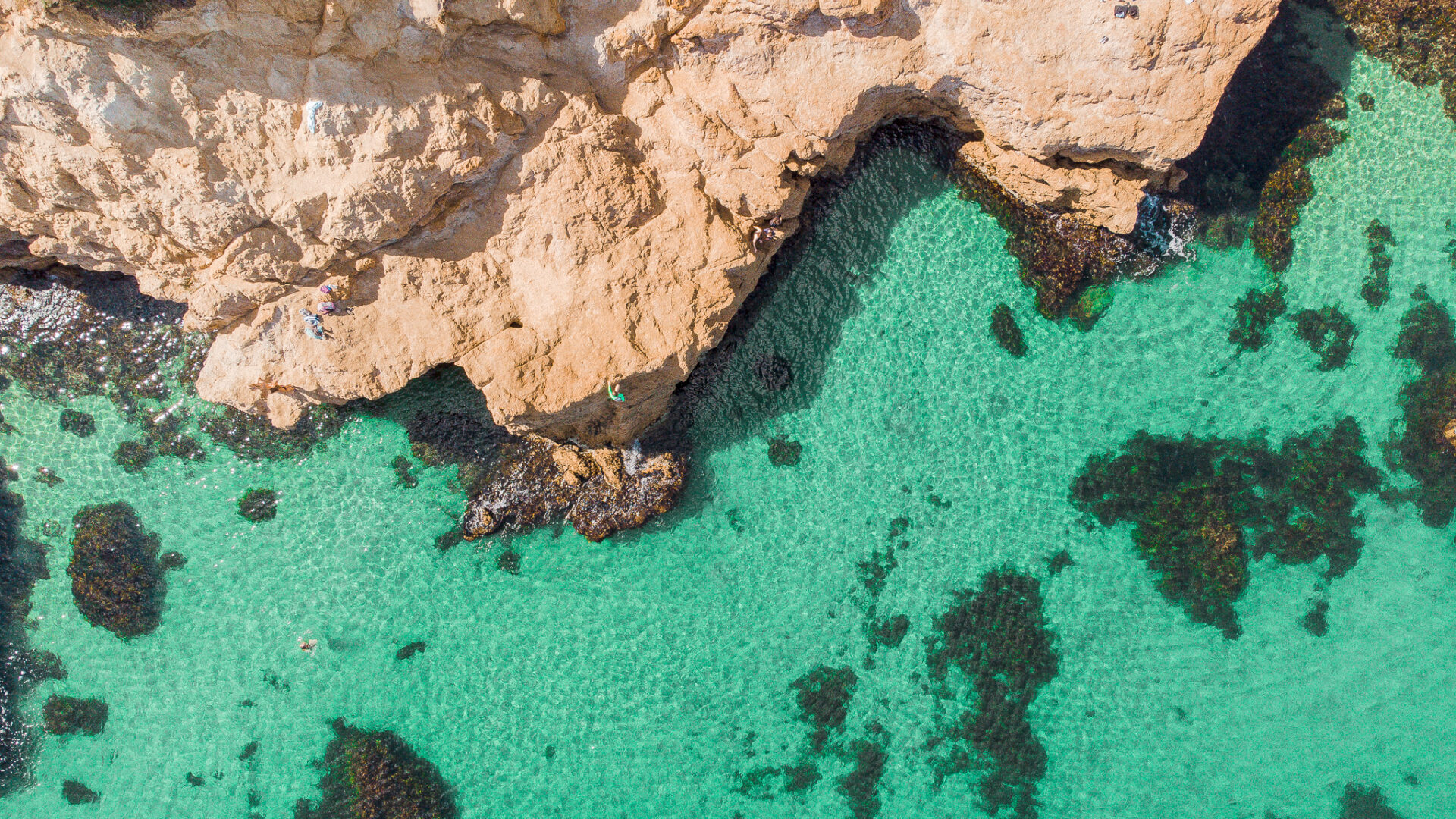 Drone Diaries #17: The Pillars in Mt Martha - 2 Cups of Travel