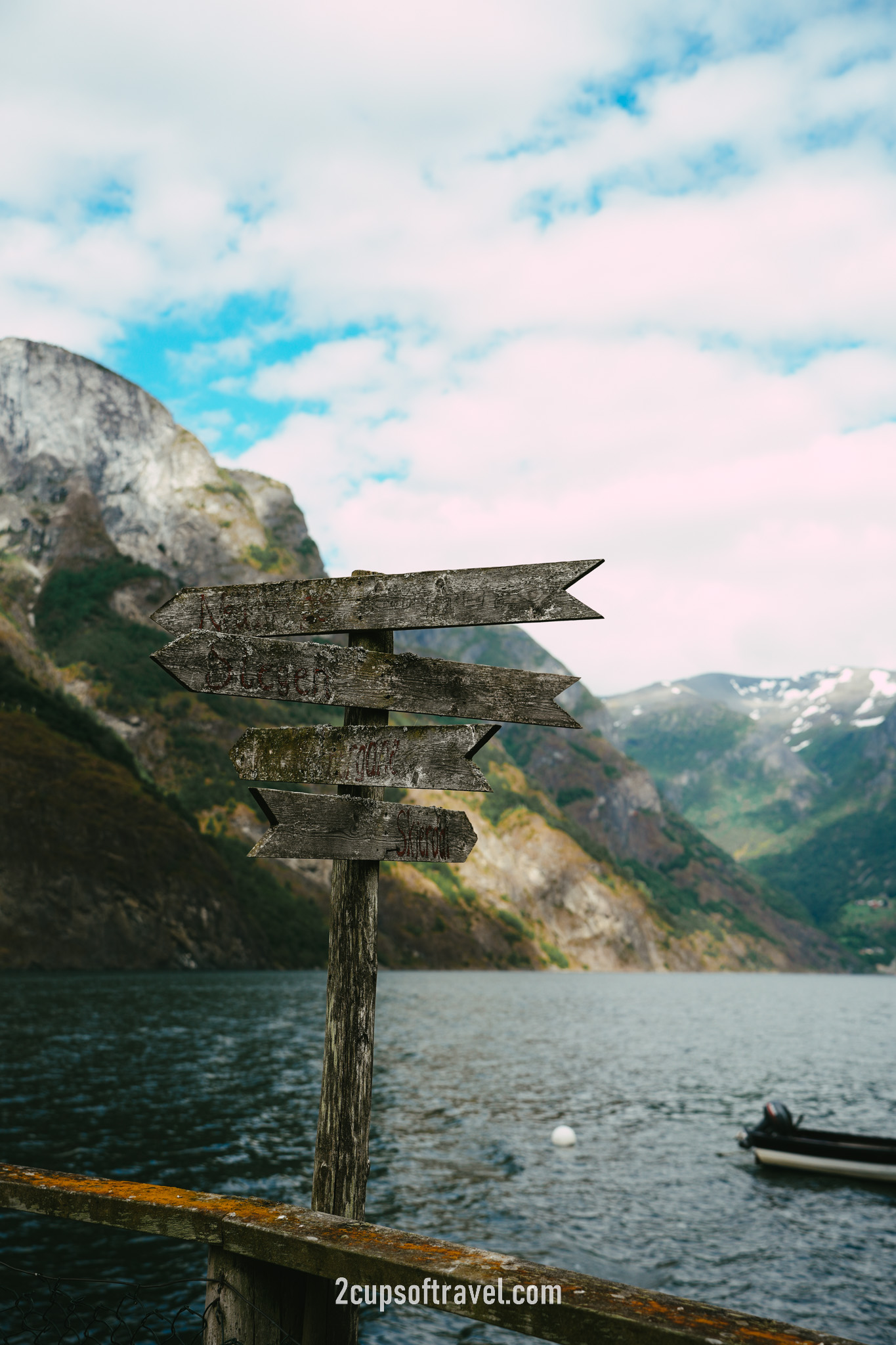 A night in Undredal - See why you should visit! - 2 Cups of Travel