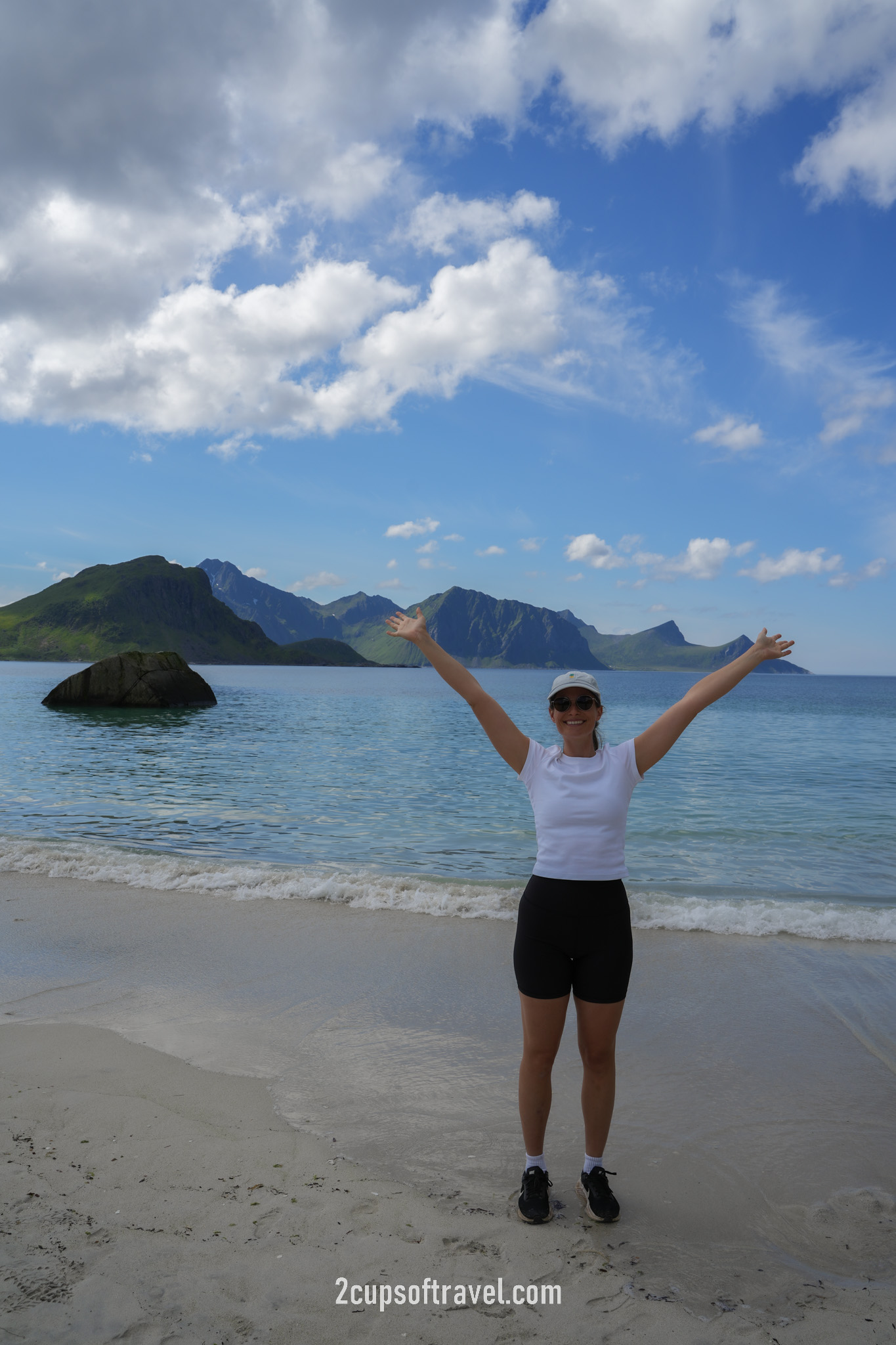 The arctic beaches of Lofoten Islands are incredible.. and cold! - 2 ...